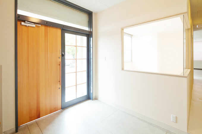 1F 事務所 玄関 内部-fevecasa(フェブカーサ)