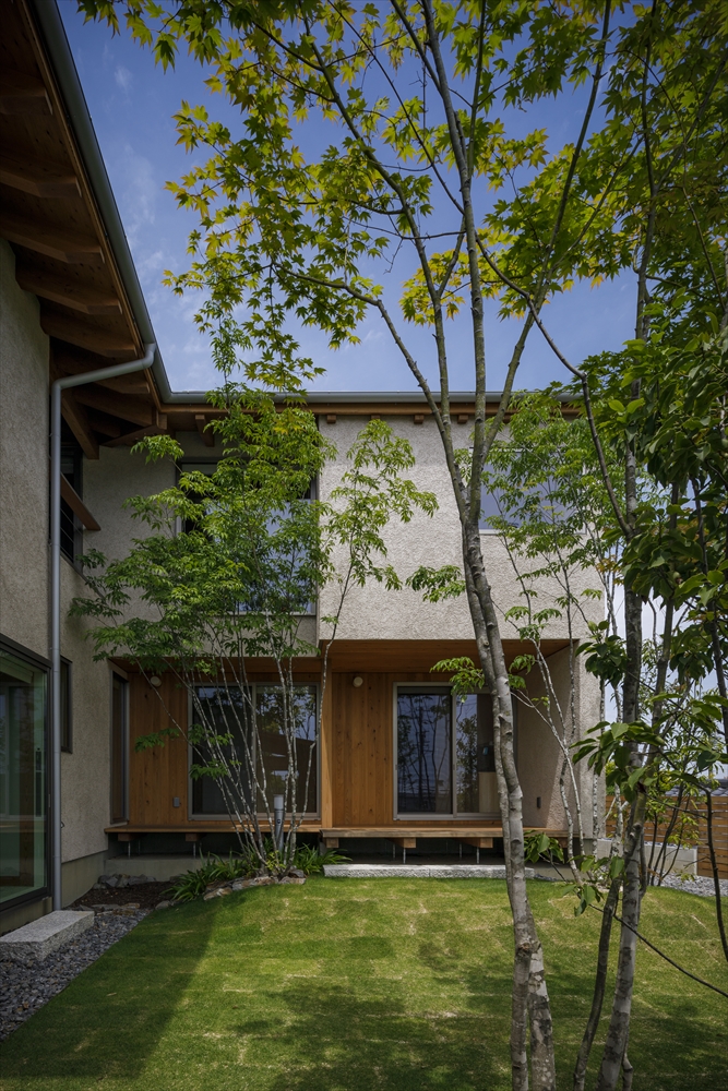 中庭02-fevecasa(フェブカーサ)